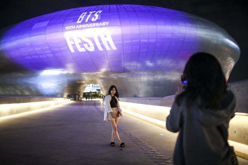 'BTS 10주년 페스타'…내일 낮부터 한강공원 일대 통제 - 파이낸셜뉴스