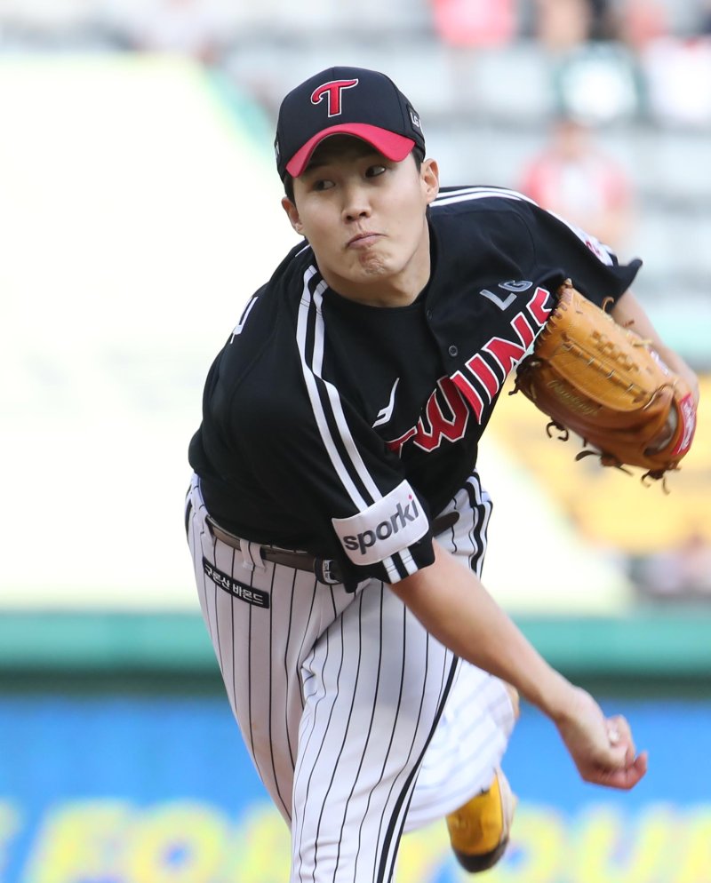 '3연승' LG, SSG 꺾고 1위 탈환…임찬규 시즌 6승 - 파이낸셜뉴스