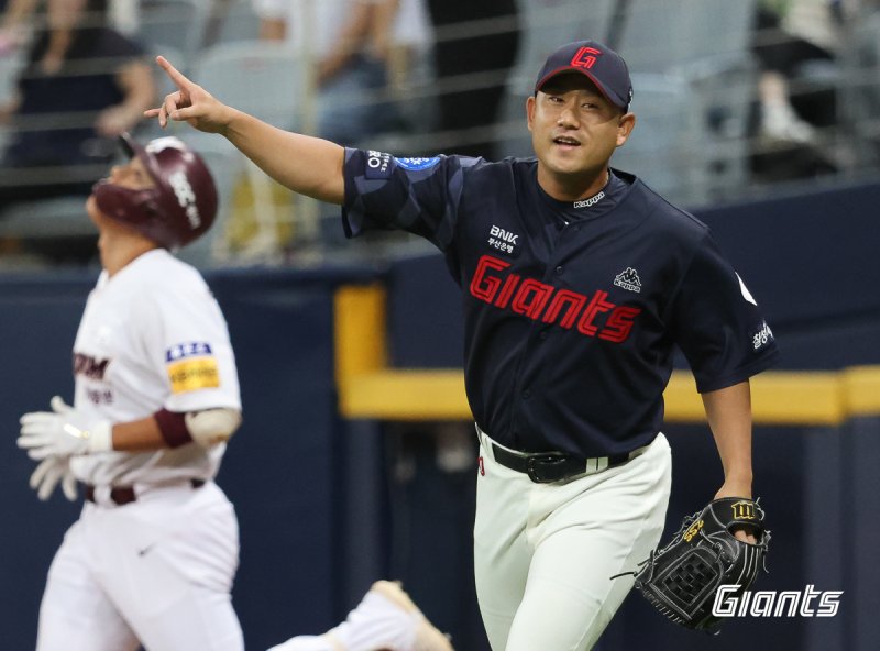 '불붙는 2위 싸움' NC, SSG 2-0 제압…KT·두산도 승리 찬가(종합) - 파이낸셜뉴스