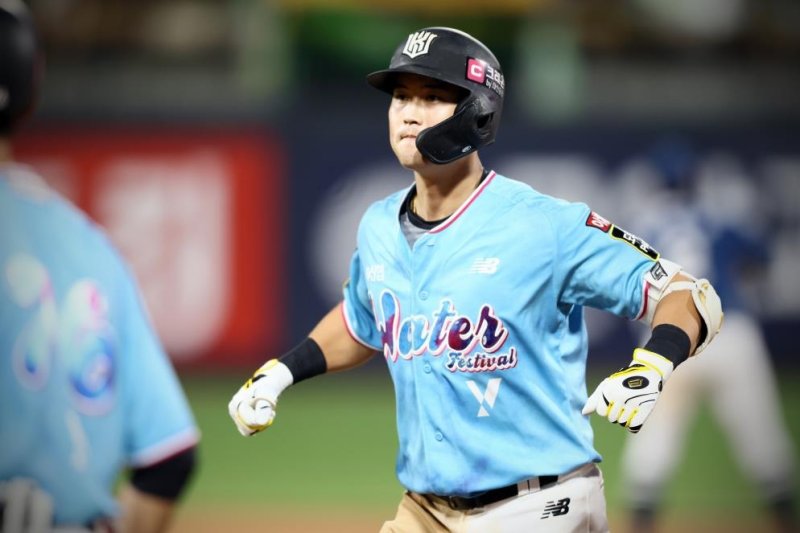 kt 배정대, NC전 9회말 2사서 끝내기 득점…끝내주는 선수 맞네 - 파이낸셜뉴스