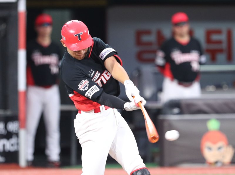 누구를 막아야 하나? KIA 타선이 식을 줄 모른다 … 8연승 광폭행보, 리그 판도 바뀌었다 - 파이낸셜뉴스