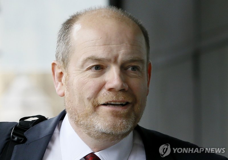 CNN 신임 CEO에 톰프슨 전 NYT 사장 임명 "위기 속에 기회" - 파이낸셜뉴스