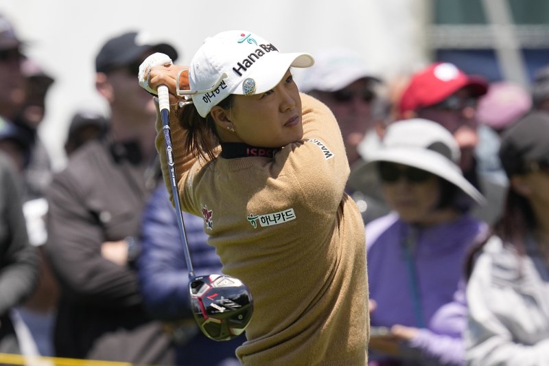호주 교포 이민지, LPGA 크로거 퀸시티 챔피언십 3R 선두 - 파이낸셜뉴스