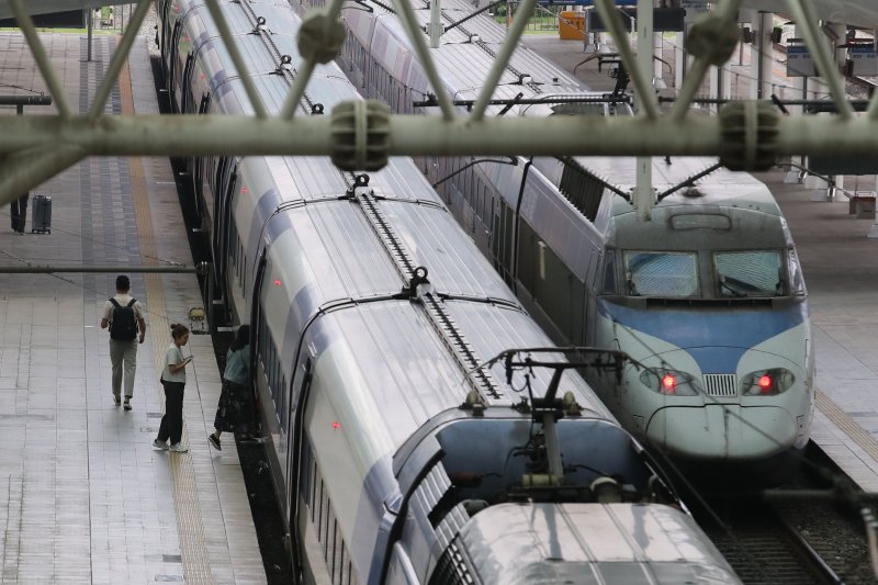 KTX 3대 중 1대만 정시 도착…정시도착률 3년 새 45.8→33.6% - 파이낸셜뉴스