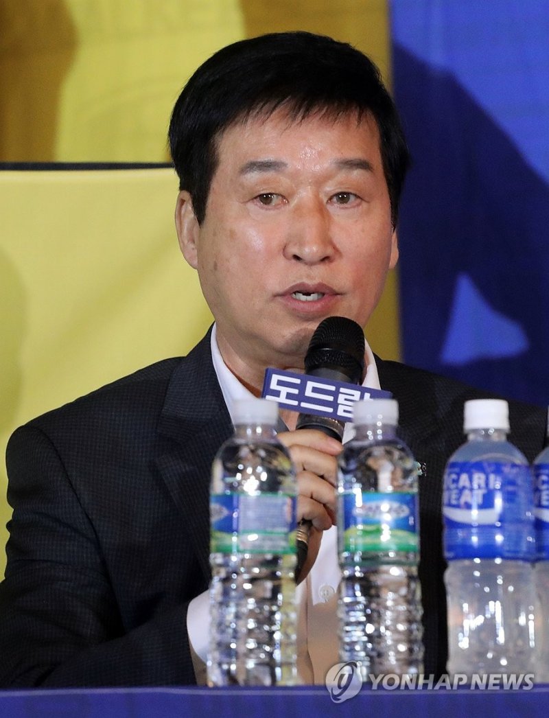 김호철 감독 "한국배구 현 상태면 힘들어…머리 모아 의논해야" - 파이낸셜뉴스