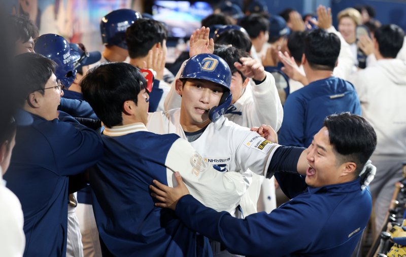 [WC1] NC, 4회 서호철 만루포에 김형준 백투백 홈런으로 5-3 역전 - 파이낸셜뉴스