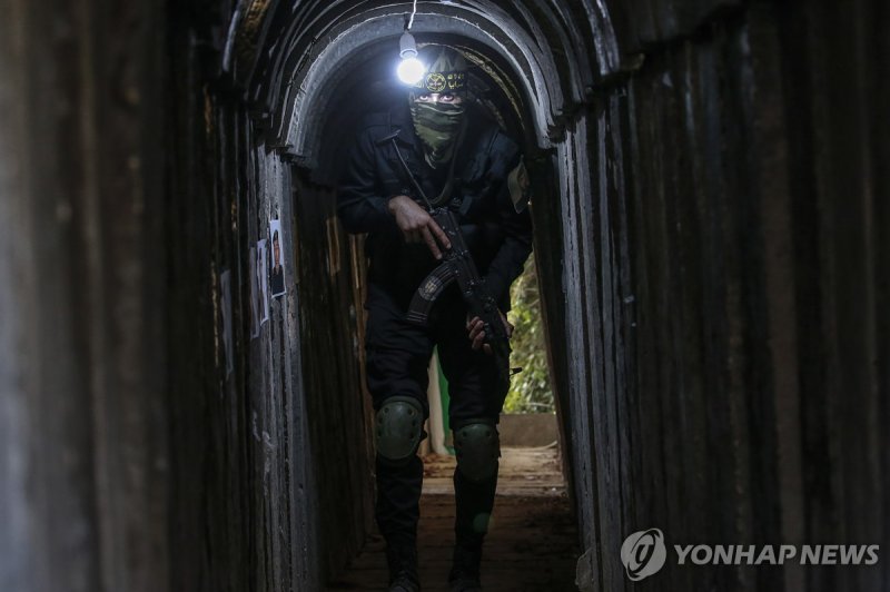 [이·팔 전쟁] 하마스 기습계획 어떻게 숨겼나…"땅굴서 유선전화로 연락" - 파이낸셜뉴스