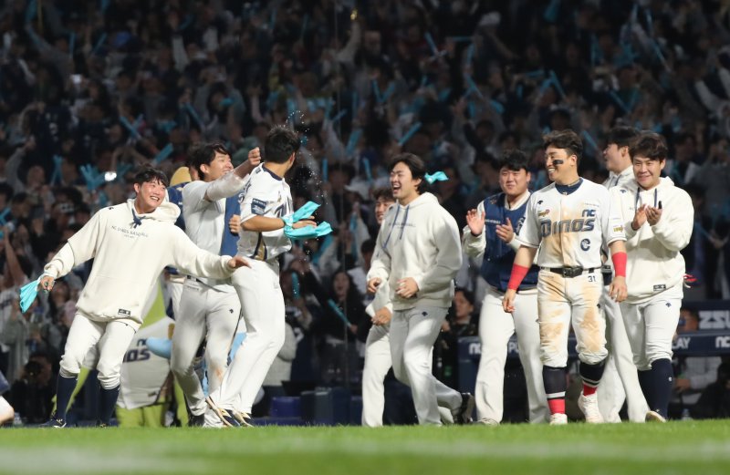 '파죽지세' NC, SSG에 3연승으로 스윕…30일부터 KT와 PO[준PO3](종합) - 파이낸셜뉴스