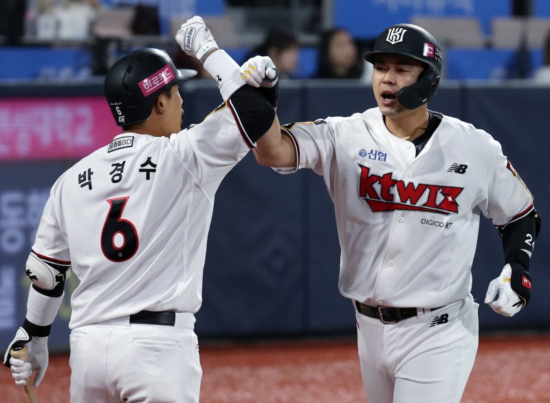 '페디 12K 완벽투' 거침없는 NC, KT 꺾고 KS행 78.1% 잡았다[PO1] - 파이낸셜뉴스