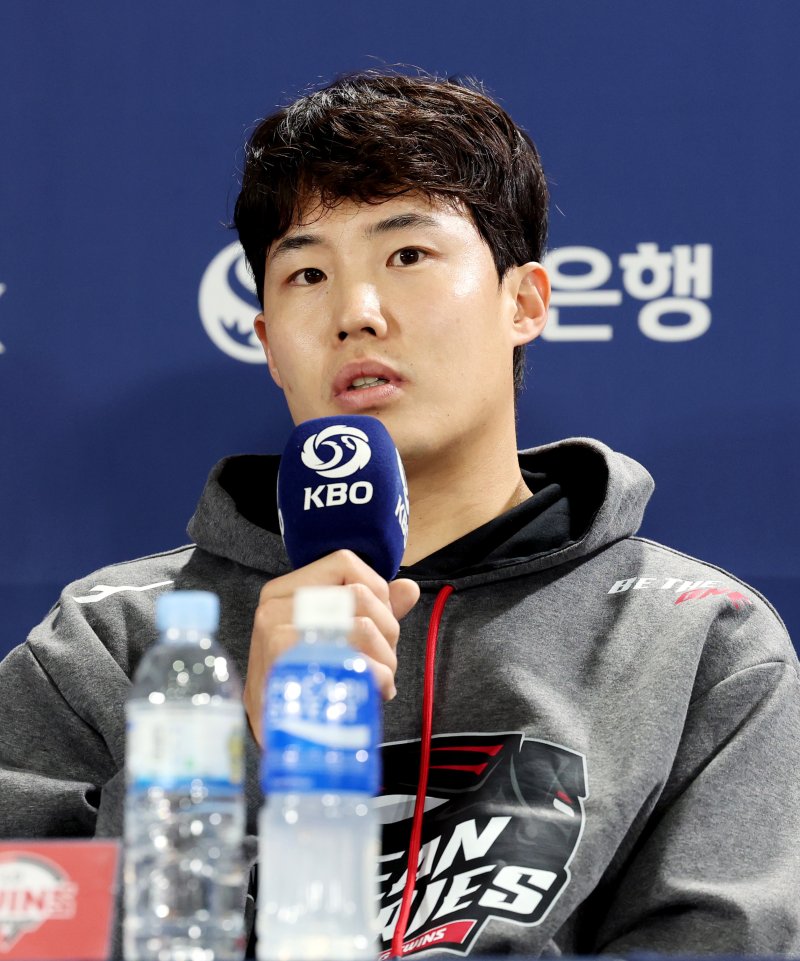 KS 필승 다진 LG 임찬규 "화려한 공격·불펜 있어 이긴다"[KS] - 파이낸셜뉴스