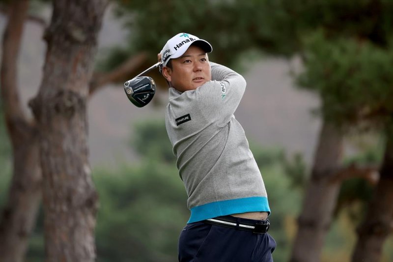 함정우, KPGA 대상 향해 잰걸음…최종전 LG 대회 첫날 상위권 - 파이낸셜뉴스
