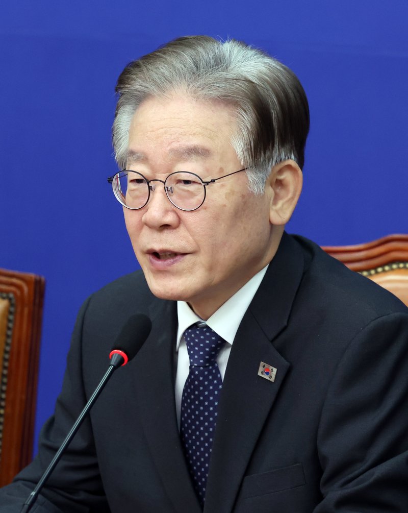 이재명 "횡재세 도입 추진…불평등·양극화 문제 해결 나서야" - 파이낸셜뉴스