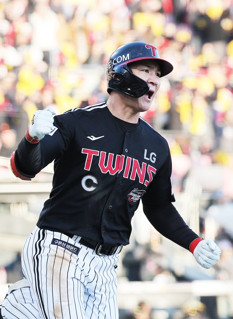 한풀이 나선 '캡틴' 오지환, 롤렉스·29년 만의 우승·MVP 석권 보인다[KS] - 파이낸셜뉴스