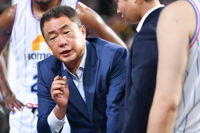 '몸값 30억 넘게 썼는데'…프로농구 2강 KCC·SK, 언제 반등할까 - 파이낸셜뉴스