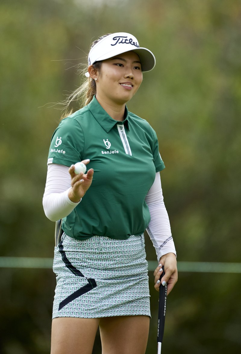 장효준, LPGA Q-시리즈 3R 공동 2위 도약 - 파이낸셜뉴스