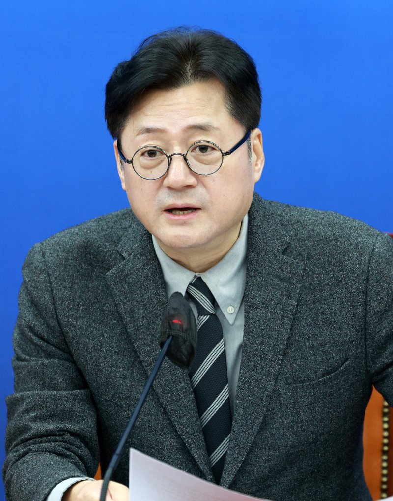 홍익표 "국회, 사적남용 권한 돕는 거수기 아냐…쌍특검 필요 조치할 것" - 파이낸셜뉴스