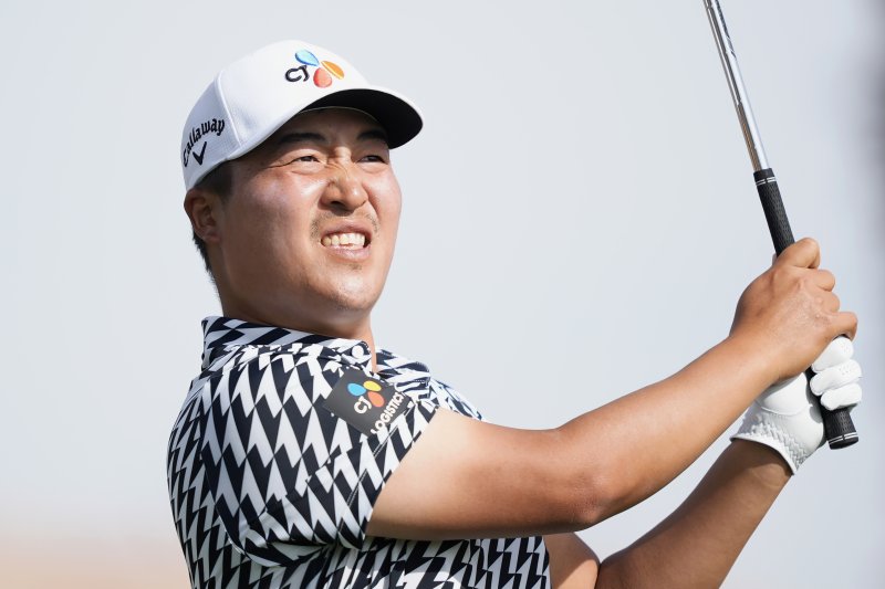 이경훈, PGA 아메리칸 익스프레스 2R 3위…김시우 5위 - 파이낸셜뉴스