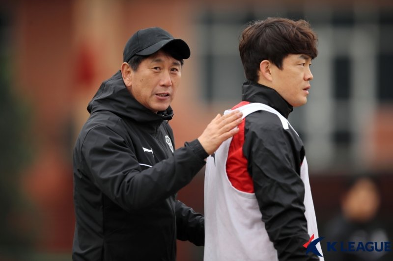 박태하 감독의 포항, 전북과 ACL 16강에서 첫선 - 파이낸셜뉴스