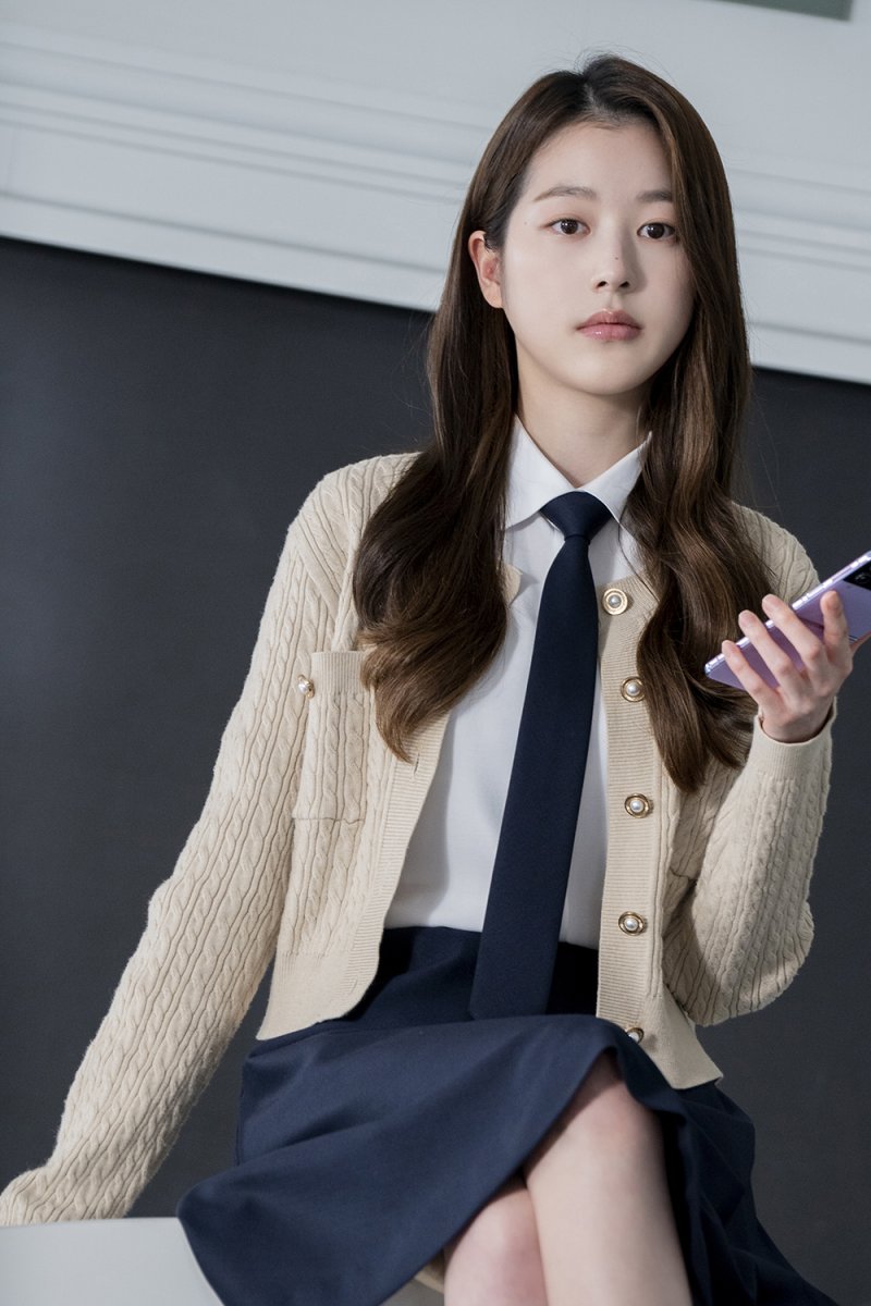 장다아, 코로나19 확진…장원영 언니 - 헉스