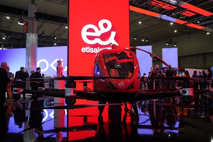 "나 지금 날고 있니"…SKT 실크기 UAM 전시 '시선강탈'[MWC 24] - 파이낸셜뉴스