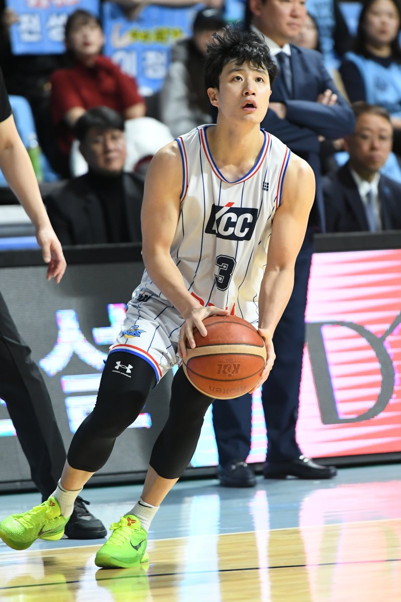 '허웅 31점' 프로농구 KCC, 시즌 최다 117점으로 소노 완파 - 파이낸셜뉴스