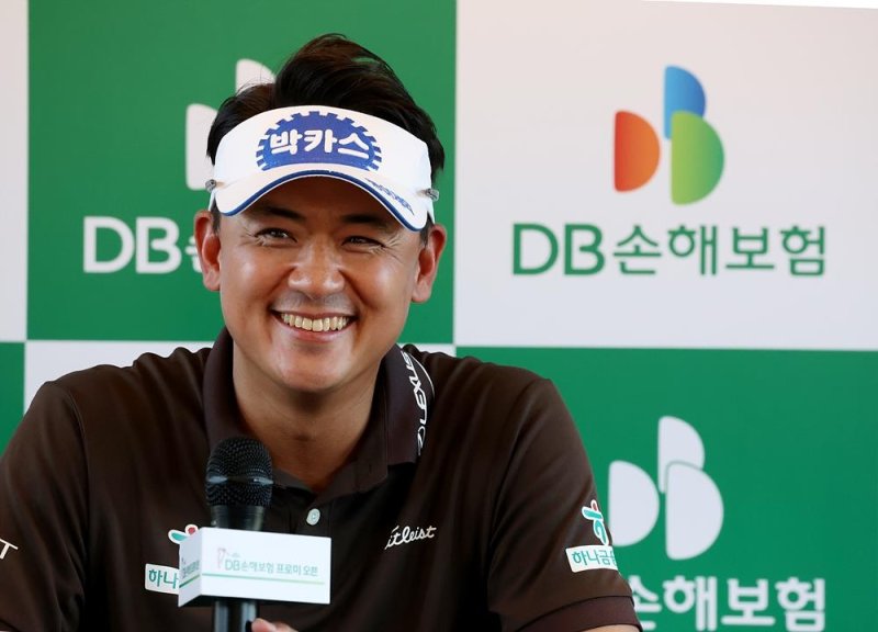 관록의 박상현, 벙커샷 이글 한방…DB손보 오픈 3R 단독 선두 - 파이낸셜뉴스