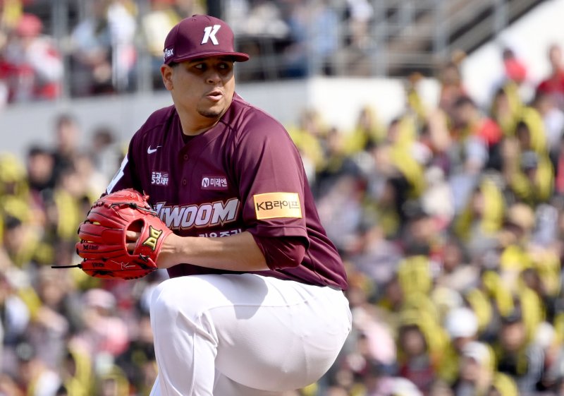 '최정 467호포' SSG, KIA 7연승 저지…롯데 7연패·키움 5연승(종합) - 파이낸셜뉴스