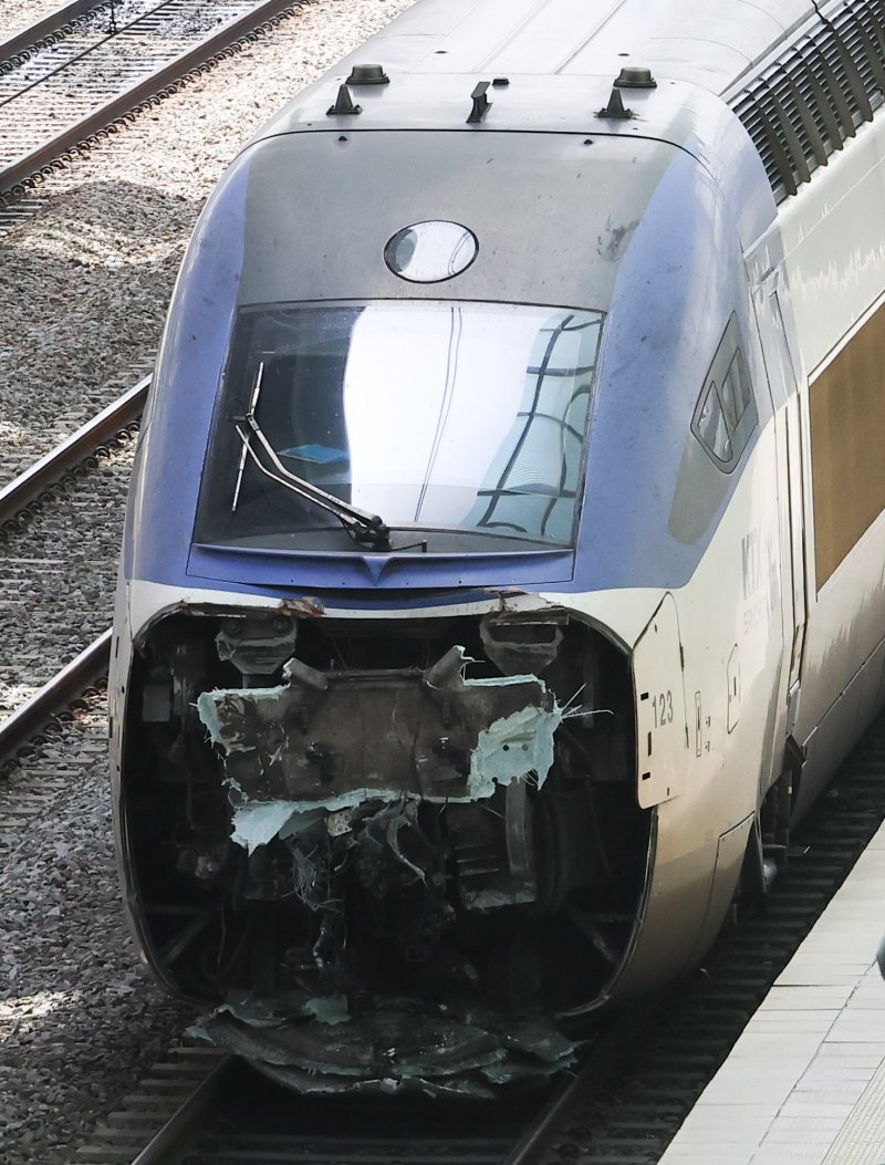 서울역서 무궁화호-KTX 충돌… 4명 경상 [뉴시스Pic] - 파이낸셜뉴스