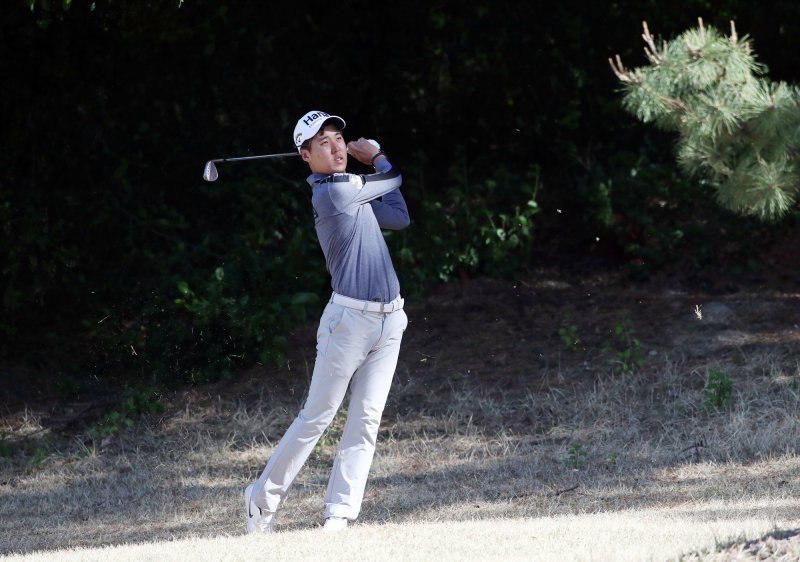 발달장애 골퍼 이승민, KPGA '톱10' 도전…파운더스컵 2R 공동 16위(종합) - 파이낸셜뉴스