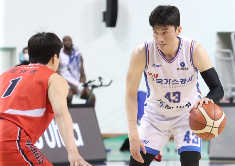 '일본 진출' 이대성, 국내 FA 명단 포함…KBL, 강상재·김종규 등 46명 공시 - 파이낸셜뉴스