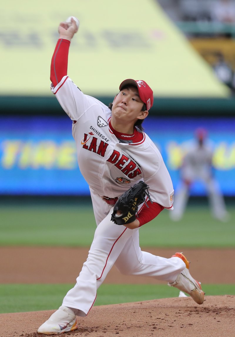 송영진 5이닝 1실점 SSG, LG 꺾고 2연패 탈출…두산 3연승(종합) - 파이낸셜뉴스