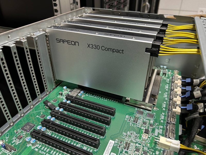 사피온 "AI반도체 'X330', 슈퍼마이크로 서버 장착 가능 평가" - 파이낸셜뉴스