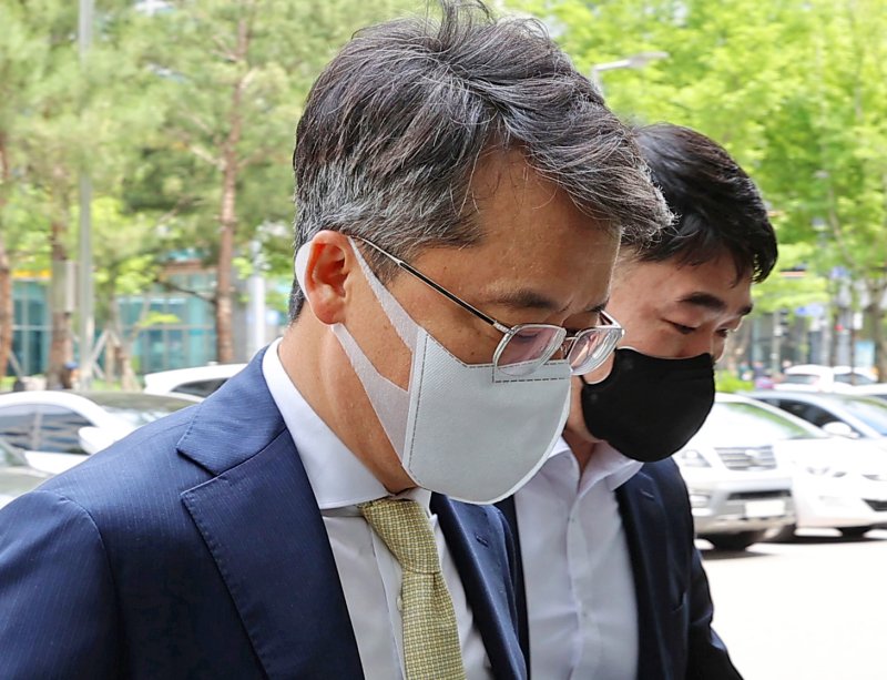 'BBQ 전산망 불법 접속 혐의' 박현종 전 bhc 회장, 2심서도 징역 1년 구형 - 파이낸셜뉴스