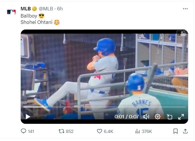 MLB닷컴 "오타니 목숨 살린 볼보이의 맨손 캐치" 화제 - 파이낸셜뉴스