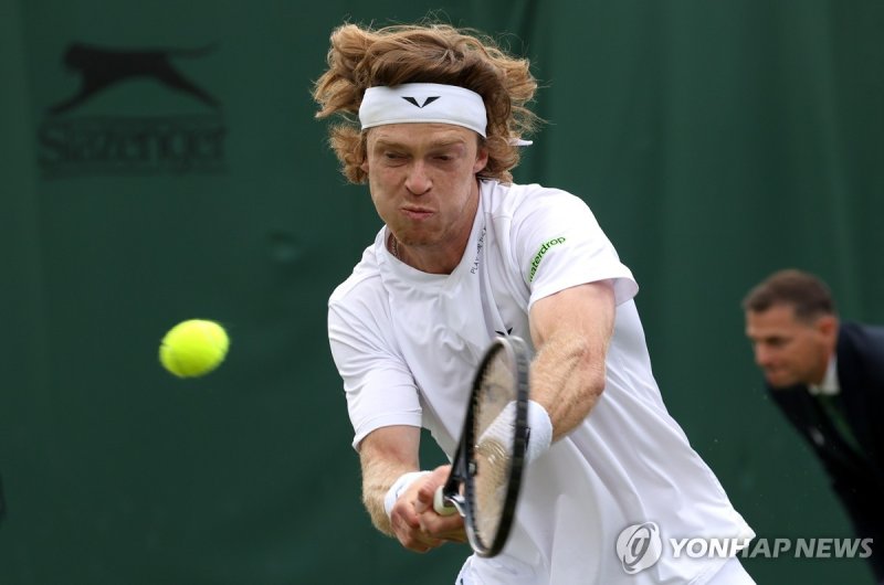 남자 테니스 세계 랭킹 6위 루블료프, 파리올림픽 불참 - 파이낸셜뉴스