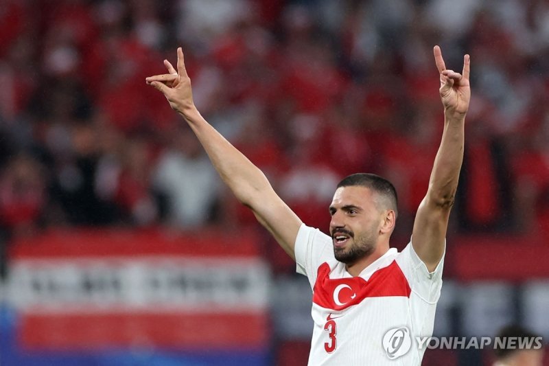 튀르키예 축구 '늑대경례' 세리머니 외교갈등 비화 - 파이낸셜뉴스