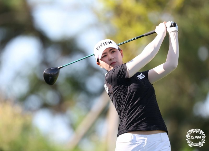 이지현, KLPGA 입회 8년 만에 드림투어에서 우승 - 파이낸셜뉴스
