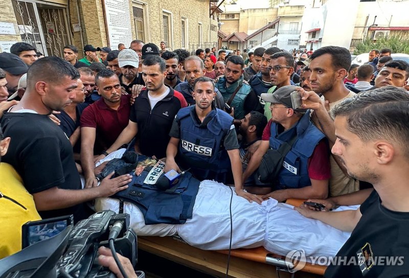 가자지구서 알자지라 기자 2명 사망…"이스라엘이 표적 공습" - 파이낸셜뉴스