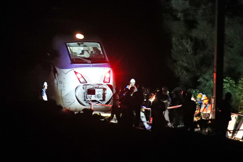 [뉴스1 PICK]부산행 KTX 열차, 대구 인근서 '궤도 이탈' - 파이낸셜뉴스