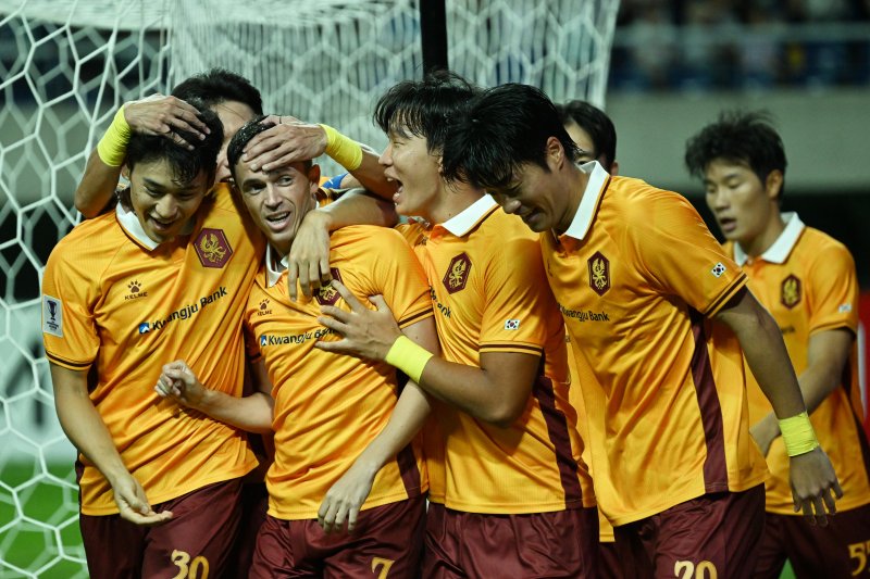 K리그1 광주, 요코하마 꺾고 ACLE 첫 승…포항은 상하이에 덜미(종합) - 파이낸셜뉴스