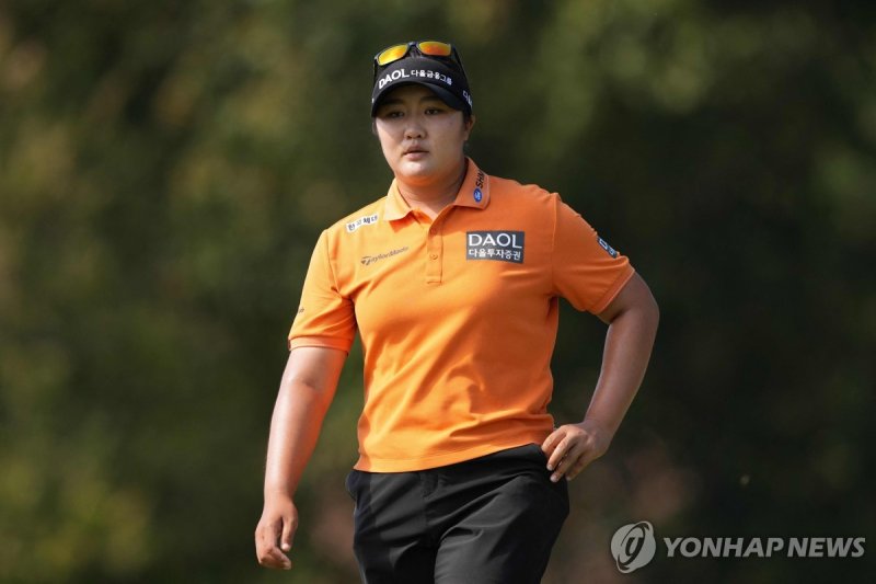 유해란, LPGA 크로거 퀸 시티 챔피언십 3R 4위…선두와 4타 차 - 파이낸셜뉴스