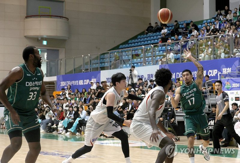 프로농구 DB, kt 꺾고 컵대회 첫 우승…'24점' 오누아쿠 MVP - 파이낸셜뉴스