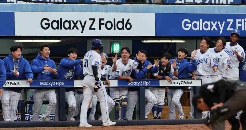 삼성, LG 꺾고 KS행 확률 75.7% 선점…MVP '3안타' 구자욱(종합)[PO1] - 파이낸셜뉴스