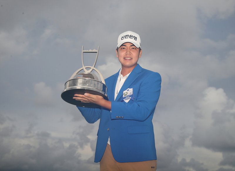 '와이어투와이어 우승' 장유빈 "남은 대회도 최선 다하겠다"(종합) - 파이낸셜뉴스