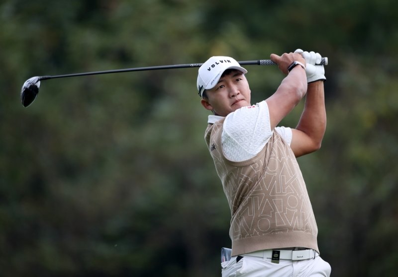 KPGA 더채리티 클래식, 기상 악화로 3R 취소…20일 54홀로 마무리 - 파이낸셜뉴스