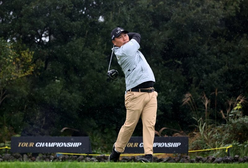 KPGA 이대한, 시즌 최종전에서 장유빈 꺾고 생애 첫 우승 - 파이낸셜뉴스