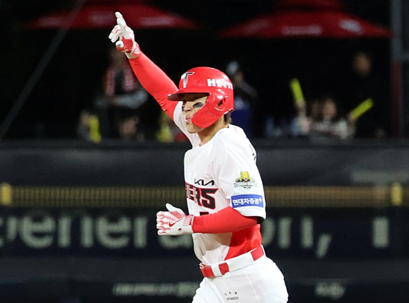 KIA 김도영, 만장일치로 대관식 치를까…오늘 KBO 시상식 - 파이낸셜뉴스