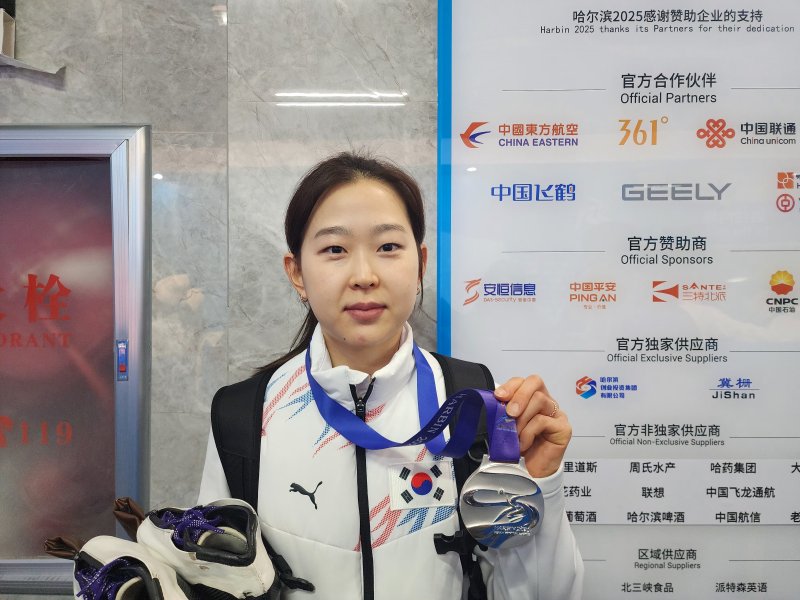 100m서 0.004초차 銀…'신 빙속여제' 김민선 "500m에선 금메달!"[하얼빈AG] - 파이낸셜뉴스