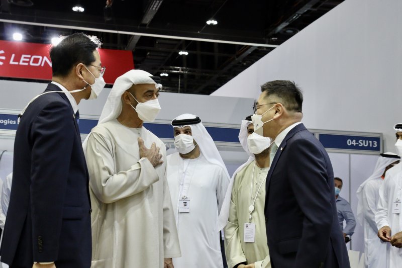 구본상 LIG 회장 'IDEX 2025' 진두지휘…"중동 수출 힘 보탠다" - 파이낸셜뉴스