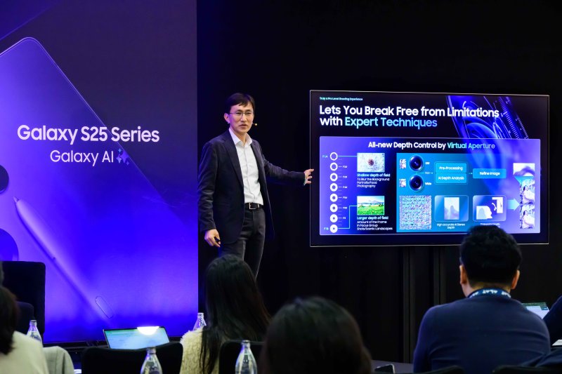 쨍한 보케 사진 어떻게 가능했지 했더니…갤S25에 숨겨진 카메라 기술[MWC25] - 파이낸셜뉴스